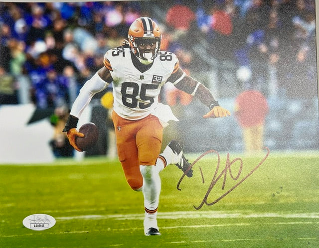 Cleveland Browns David Njoku Running Signed 8x10 with JSA COA – Dazzle ...